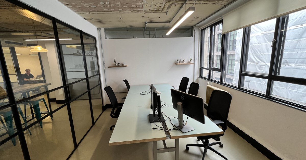 6 person Office
