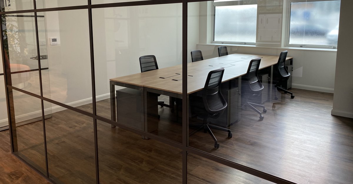 Office 212 (6 Person)