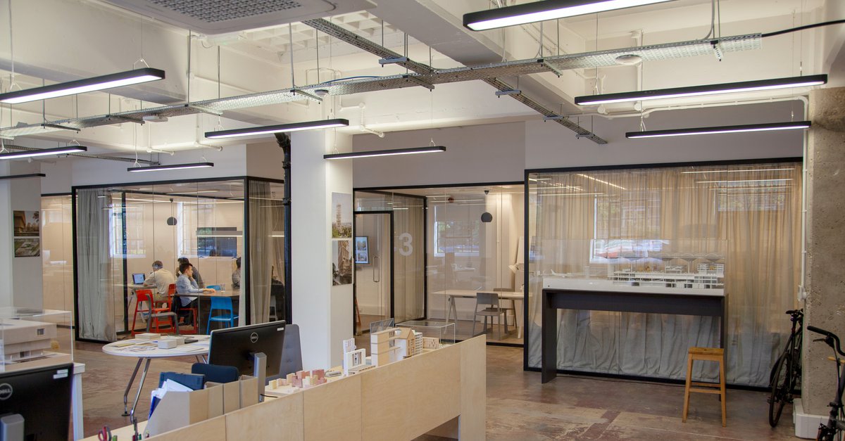 Light and bright meeting rooms with canal views